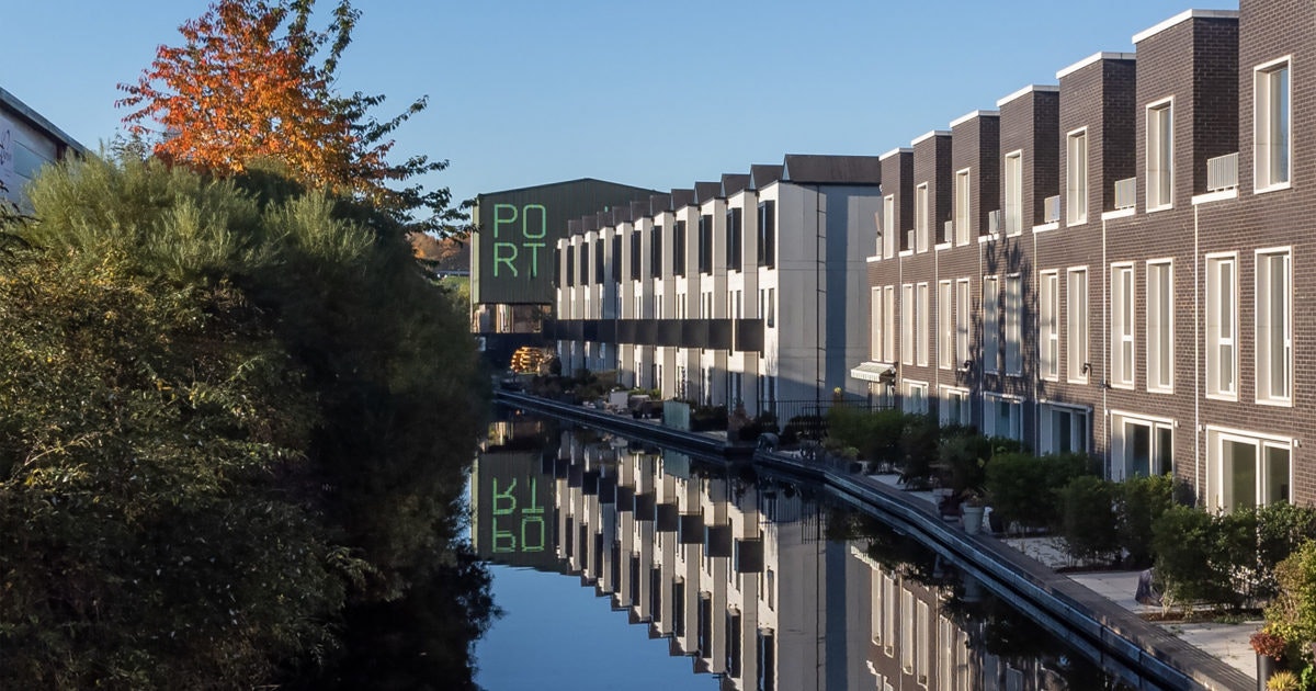 Port Loop, Birmingham | Howells